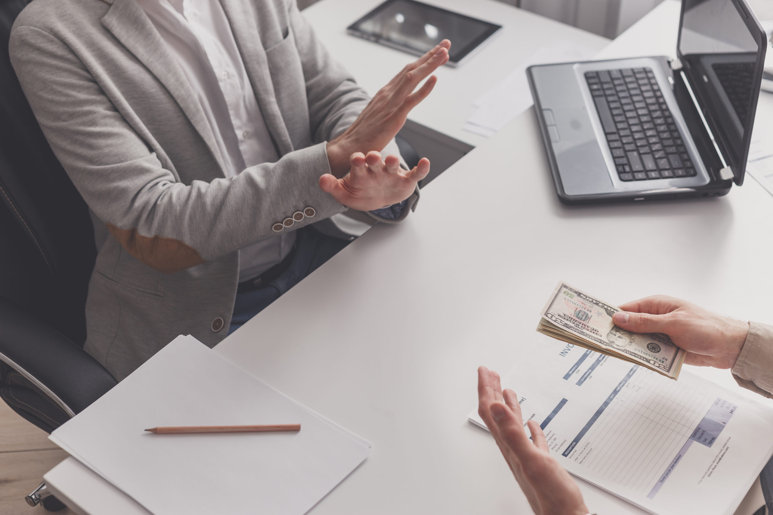 HR Compliance Briefing: How to Tell the Difference Between a Proper ...